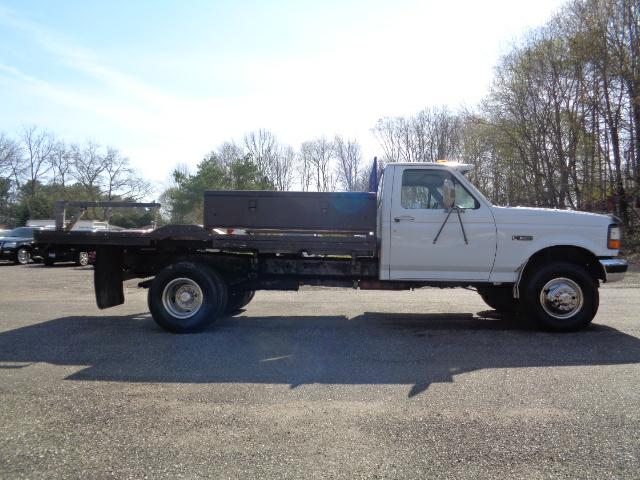 1997 FORD F450 SUPER DUTY for sale at Stark Auto Sales | Uniontown, Ohio