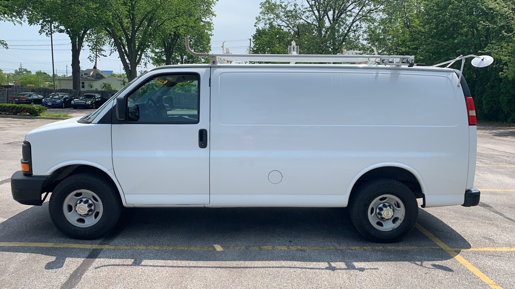 2014 CHEVROLET EXPRESS G2500 for sale at TKP Auto Sales | Eastlake, Ohio