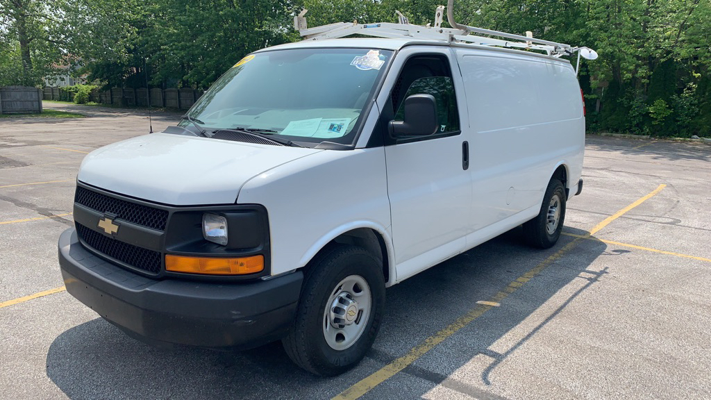2014 CHEVROLET EXPRESS G2500 for sale at TKP Auto Sales | Eastlake, Ohio
