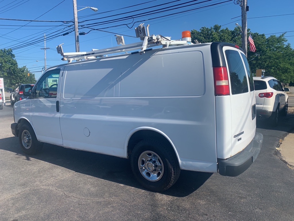 2008 CHEVROLET EXPRESS G2500 for sale at TKP Auto Sales | Eastlake, Ohio