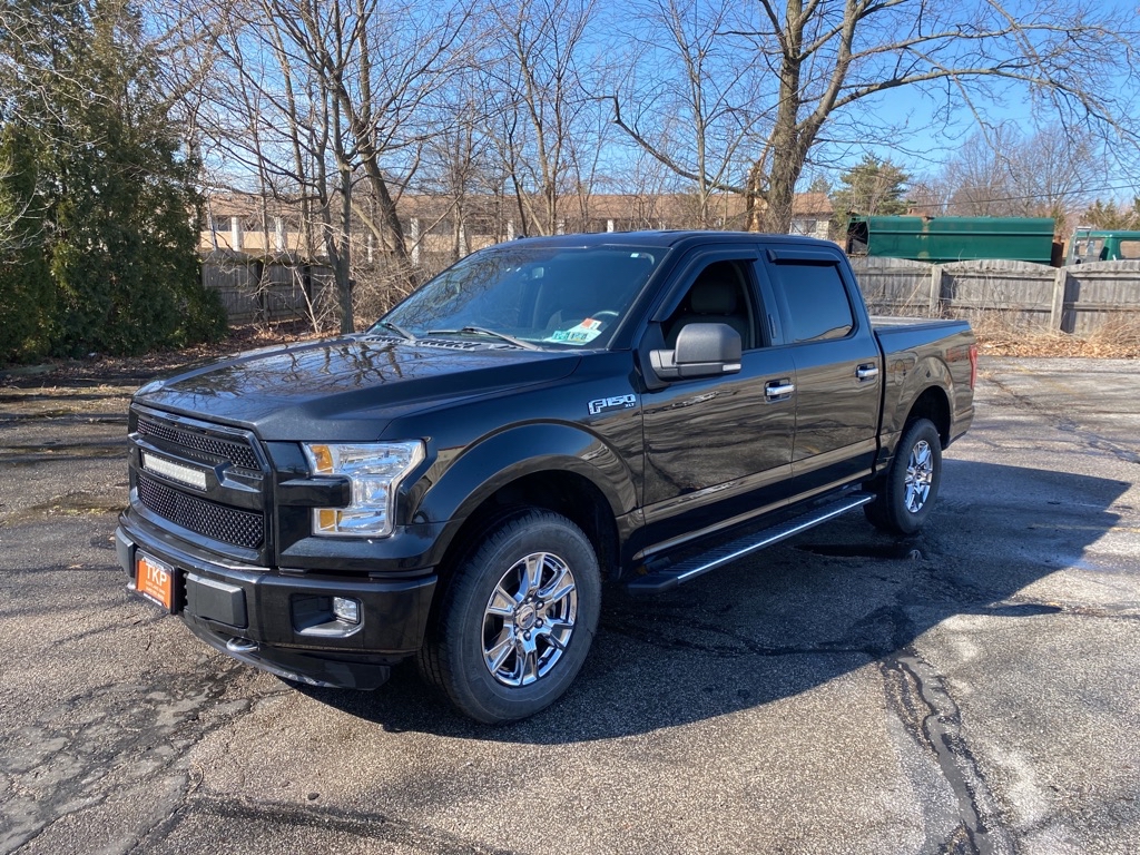 2015 FORD F150 XLT SUPERCREW for sale at TKP Auto Sales | Eastlake, Ohio