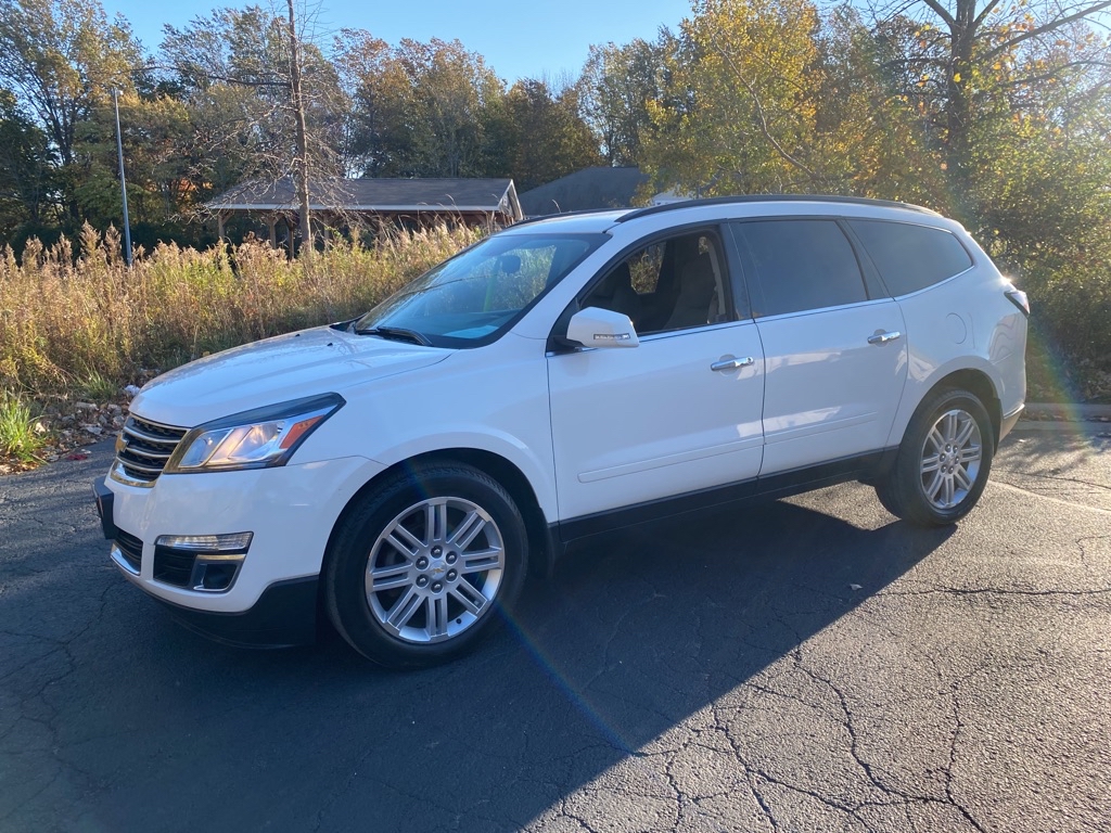 2013 CHEVROLET TRAVERSE LT for sale at TKP Auto Sales | Eastlake, Ohio