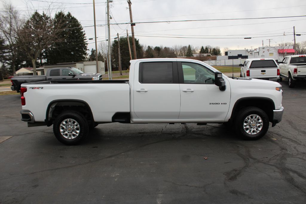 USED 2021 CHEVROLET 3500 LT LB 4x4 LT LONG BED DURAMAX FOR SALE in Wooster, Ohio | Summit Motorcars