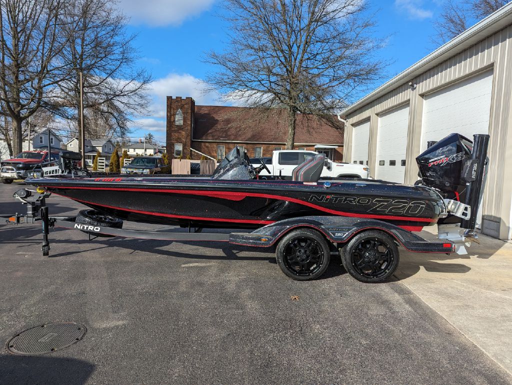 USED 2021 NITRO Z20 PRO BASS BOAT W 250 MERCURY PRO XS FOR SALE In USED 2021 NITRO Z20 PRO BASS BOAT W 250 MERCURY PRO XS FOR SALE In